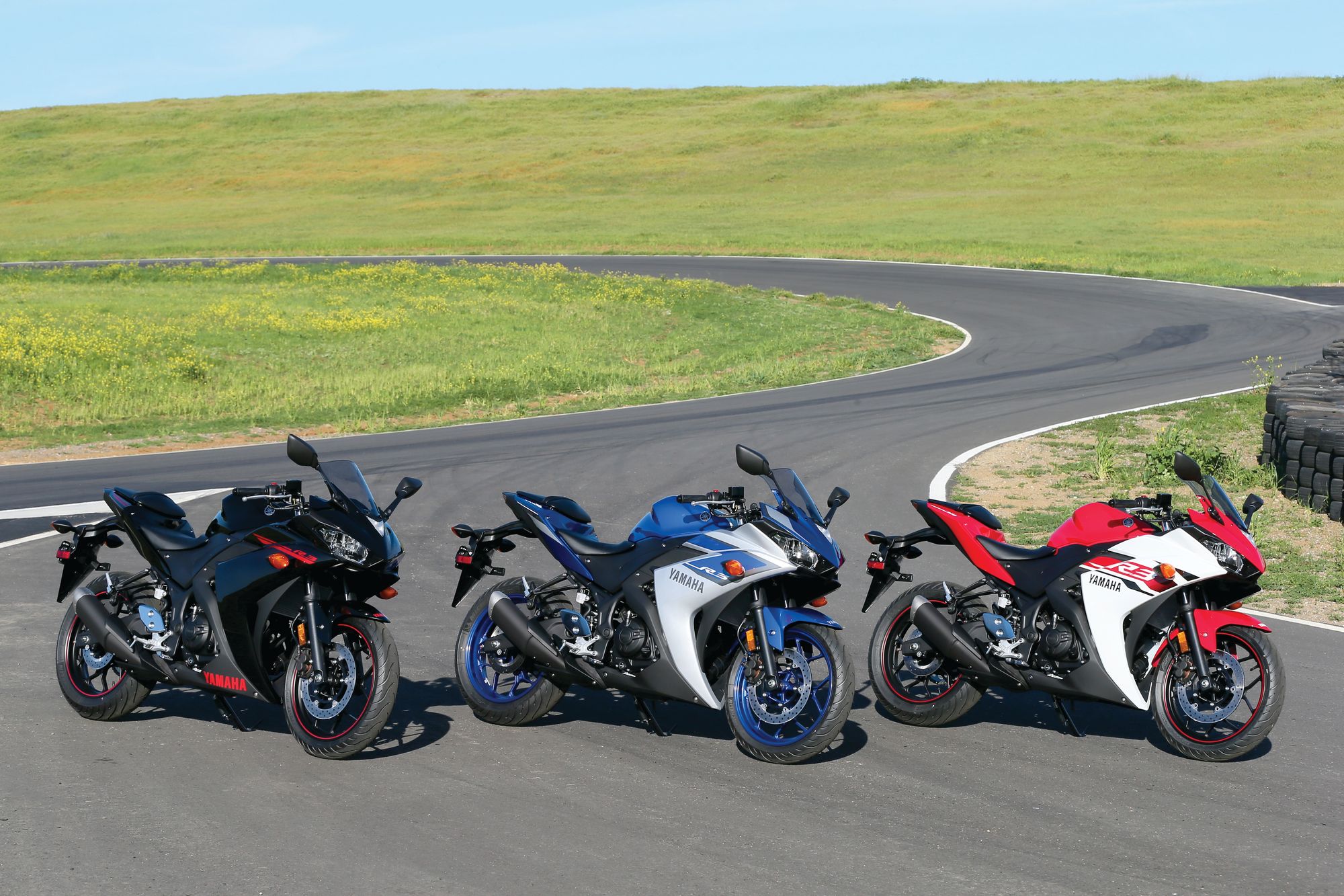 Review 2015 Yamaha YZF R3